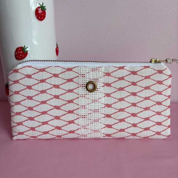 alaina marie | Bags | Alaina Marie Of Portland Pink White Lobster Net ...